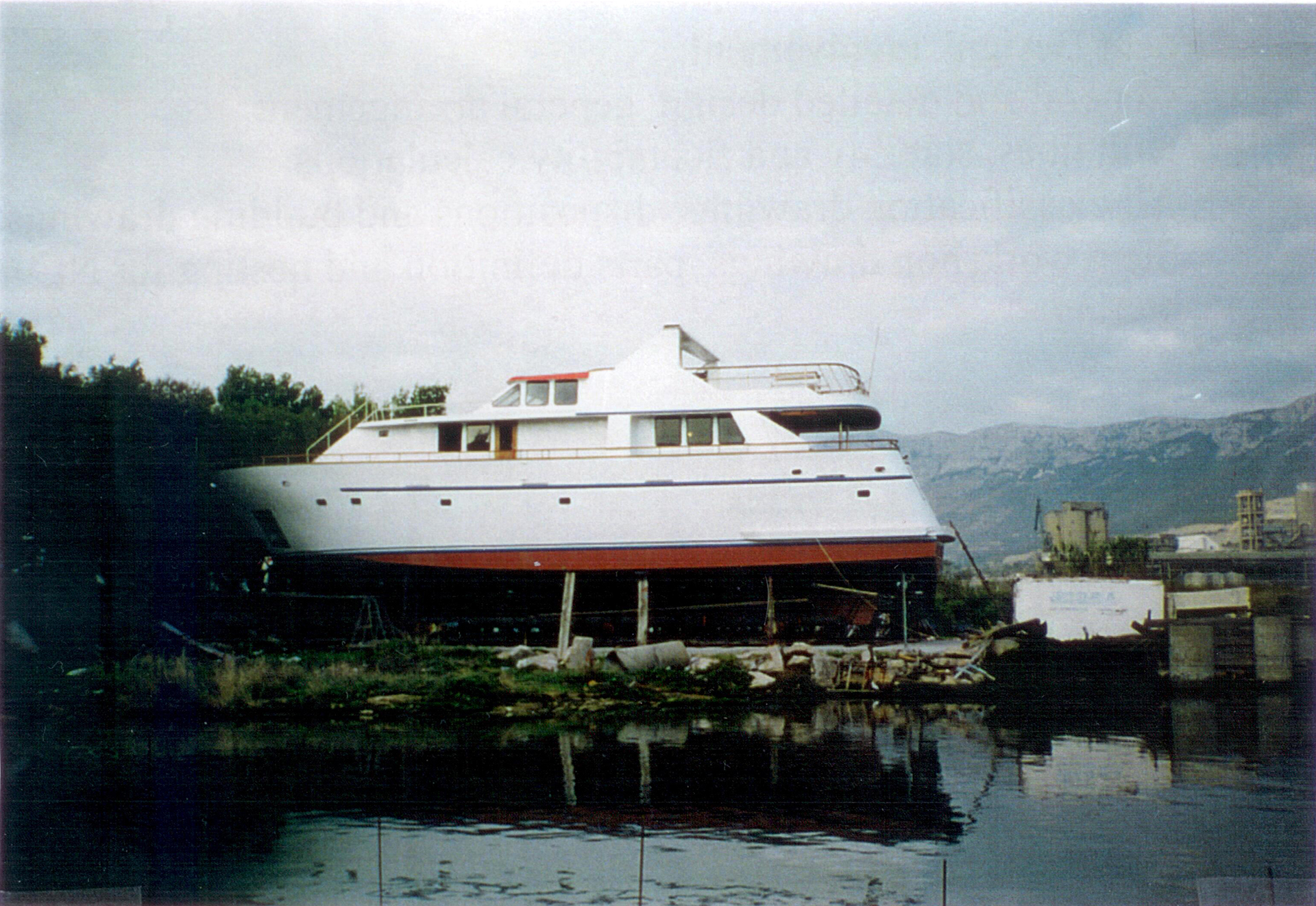 MOTOR YACHT 24 m - Yacht Design