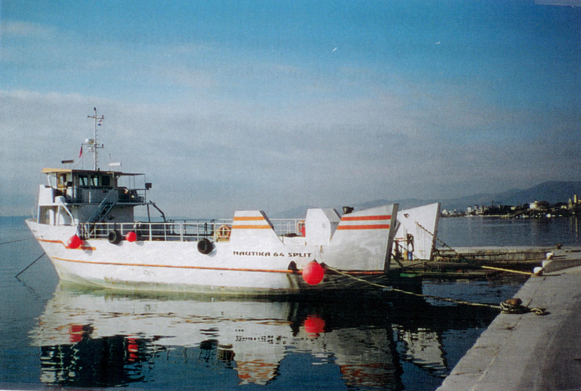 NAUTIKA - Yacht Design