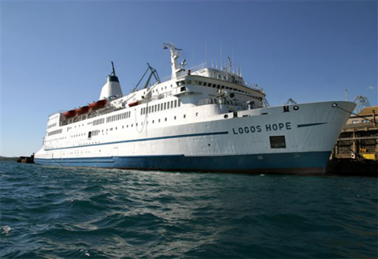 LOGOS HOPE - Yacht Design